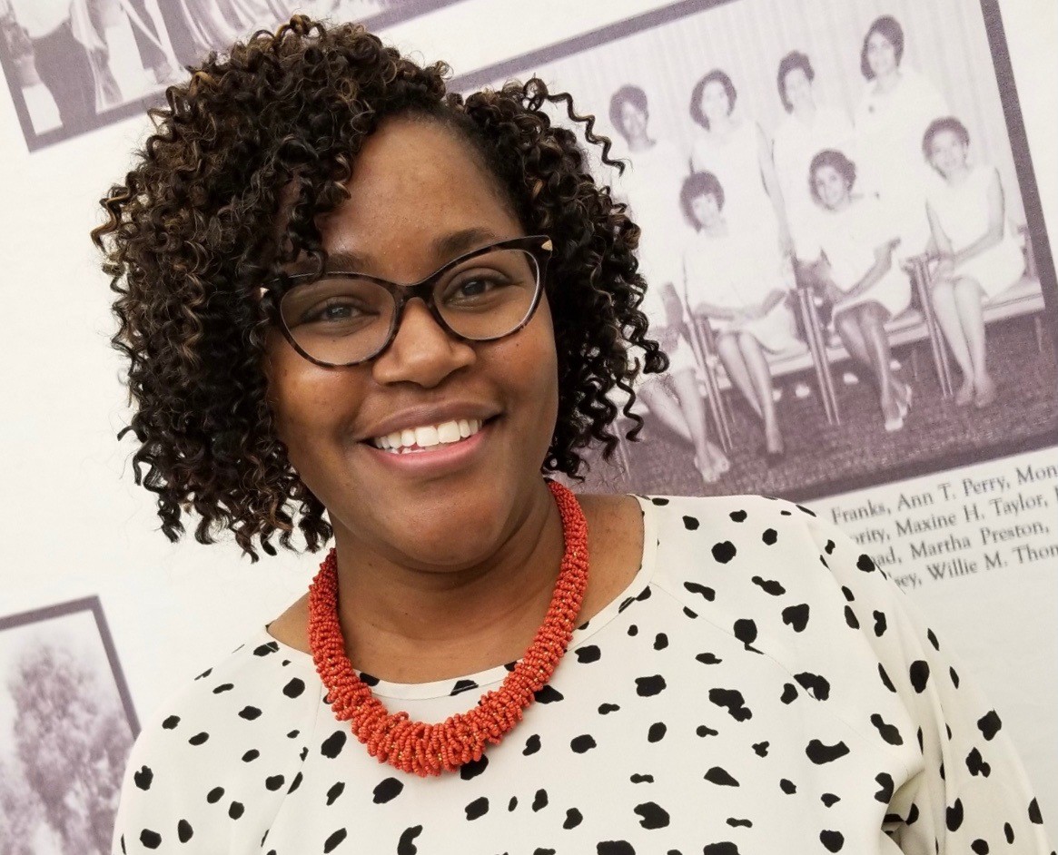 DR. CHEREE MEEKS ACCEPTS 2023 PIMA COUNTY BHM PROCLAMATION | W.A Franke ...
