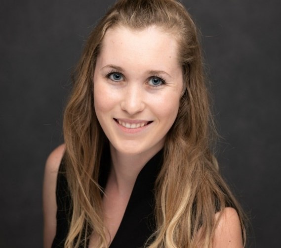 ALUMNI SPOTLIGHT: EMILY CHAVEZ, CEO/FOUNDER, JOYFUL JOBS | W.A Franke ...